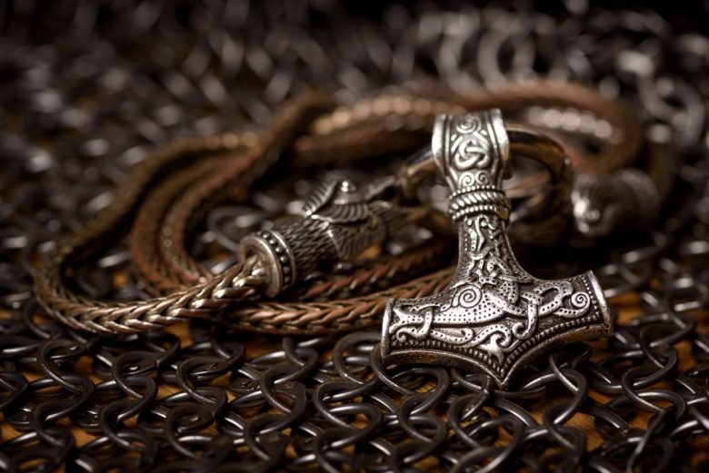 5 Reasons Why You Should Try On Unique Jewelry Designs · ChicMags